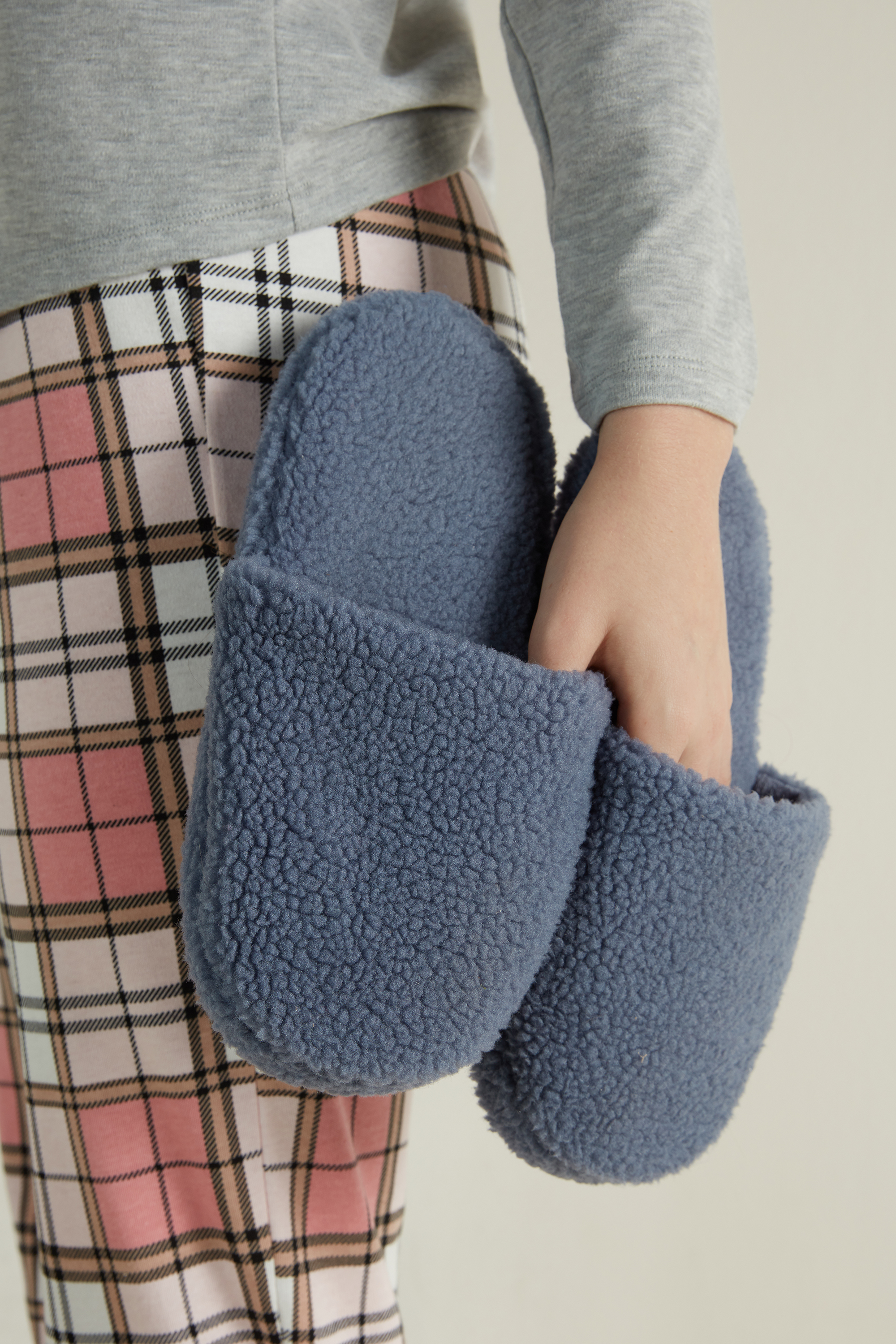 Fur Slip-Ons/Slippers - | Tezenis