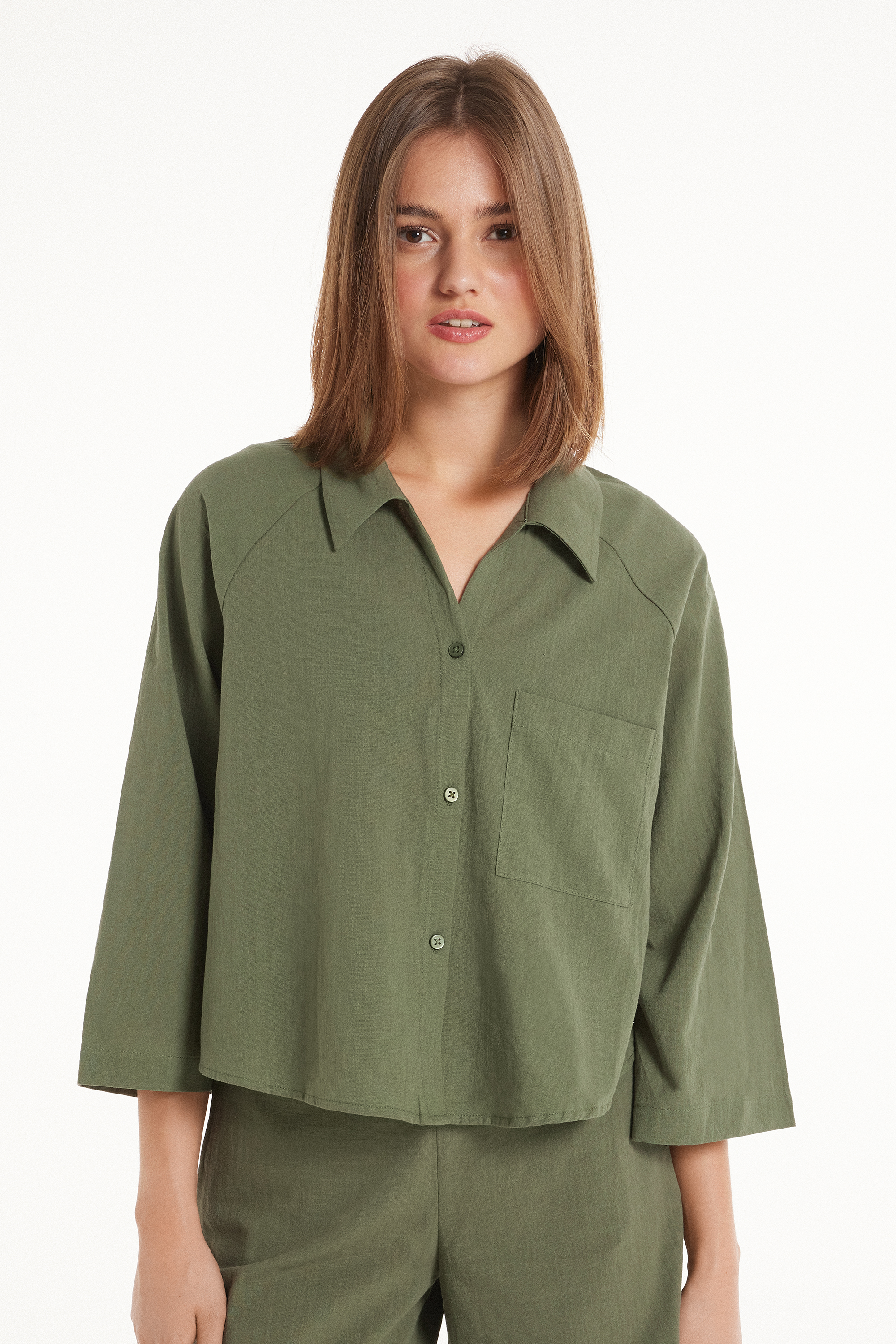 Loose 3/4 Sleeve Cropped Shirt in 100% Super Light Cotton Loose 3/4 Sleeve Cropped Shirt in 100% Super Light Cotton
