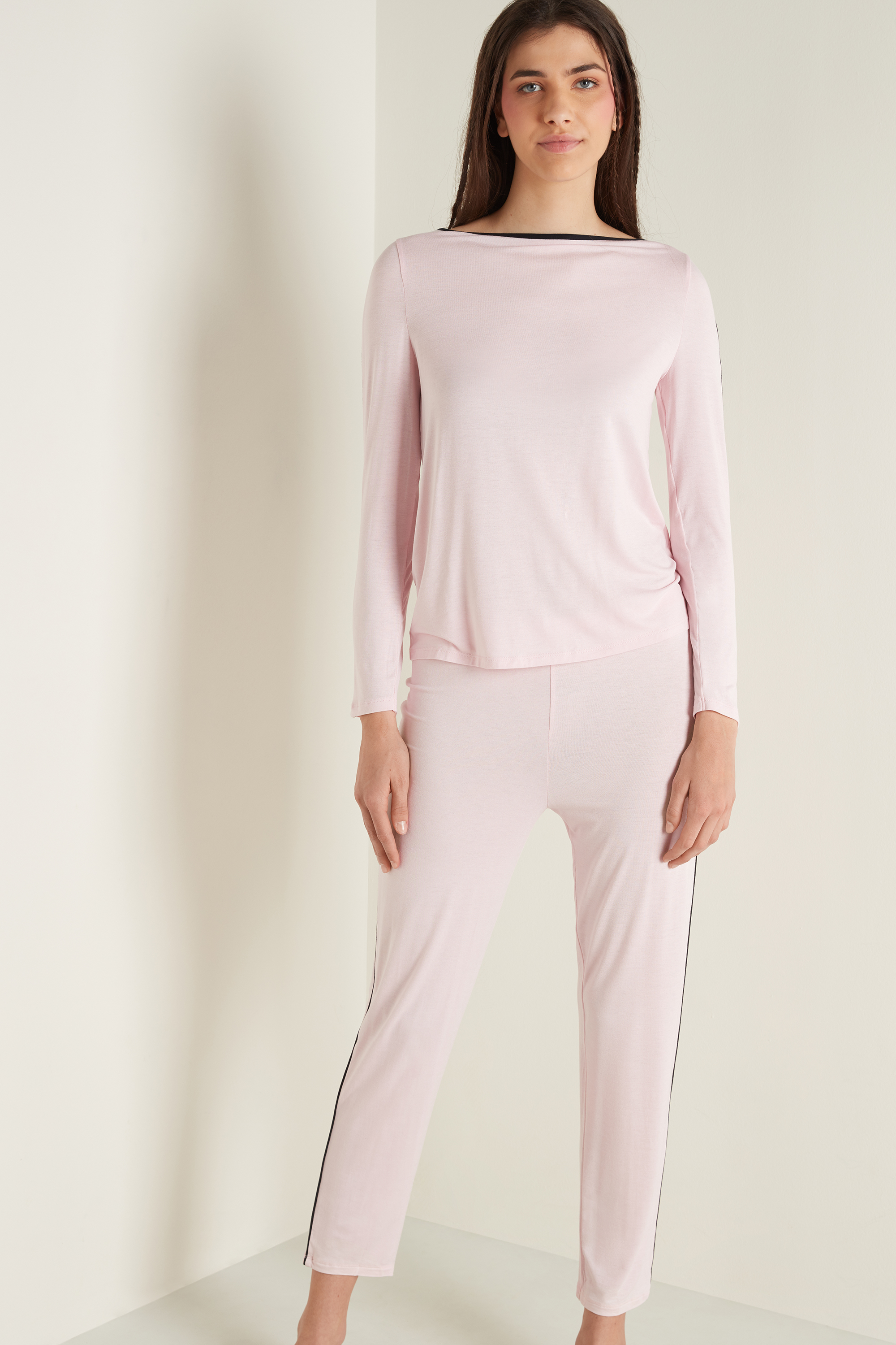 Long Viscose Boat-Neck Pyjamas with Piping Detail - | Tezenis
