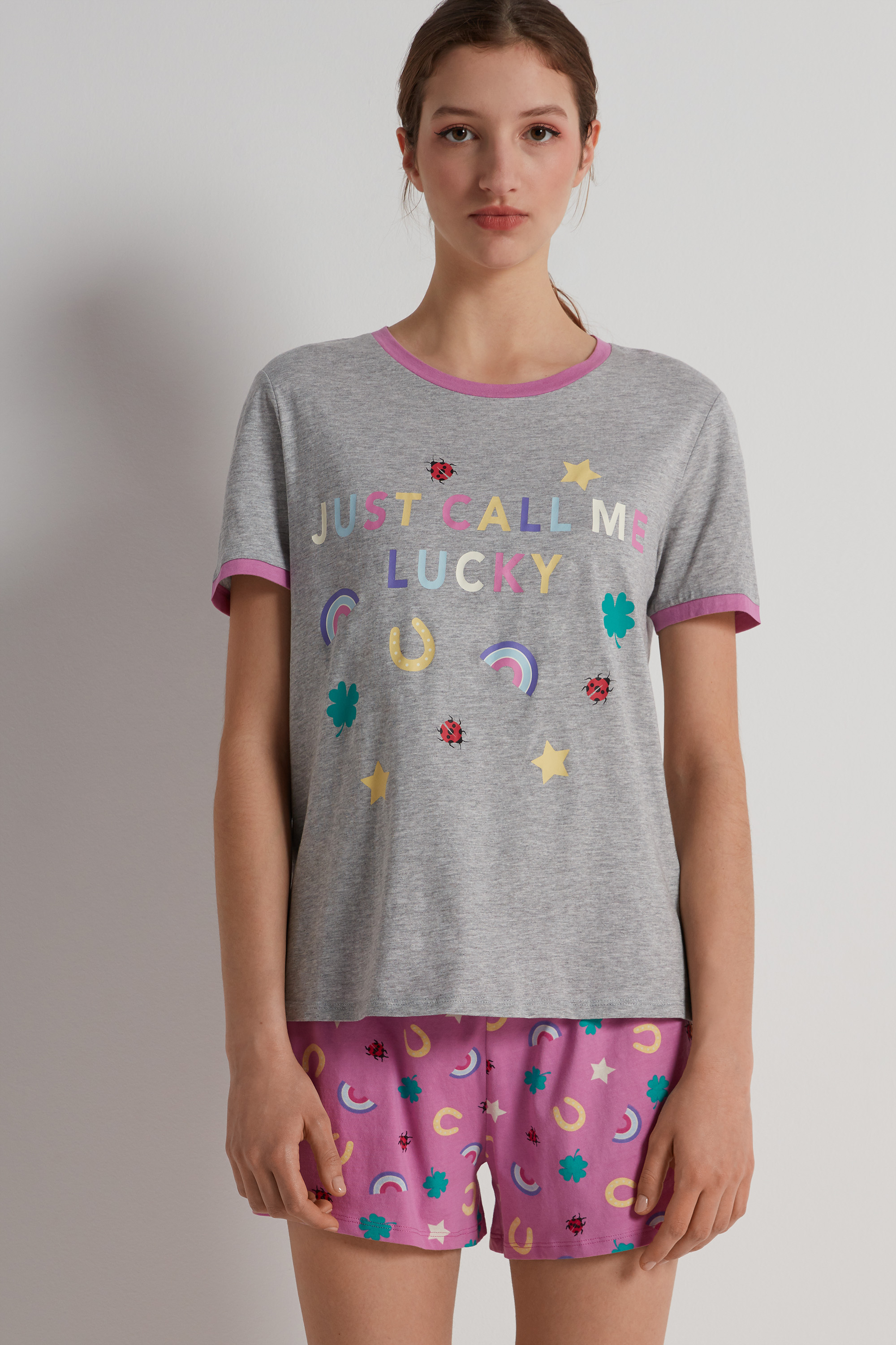 Kurzer Pyjama aus Baumwolle mit Rundhalsausschnitt und „Lucky“-Print ...